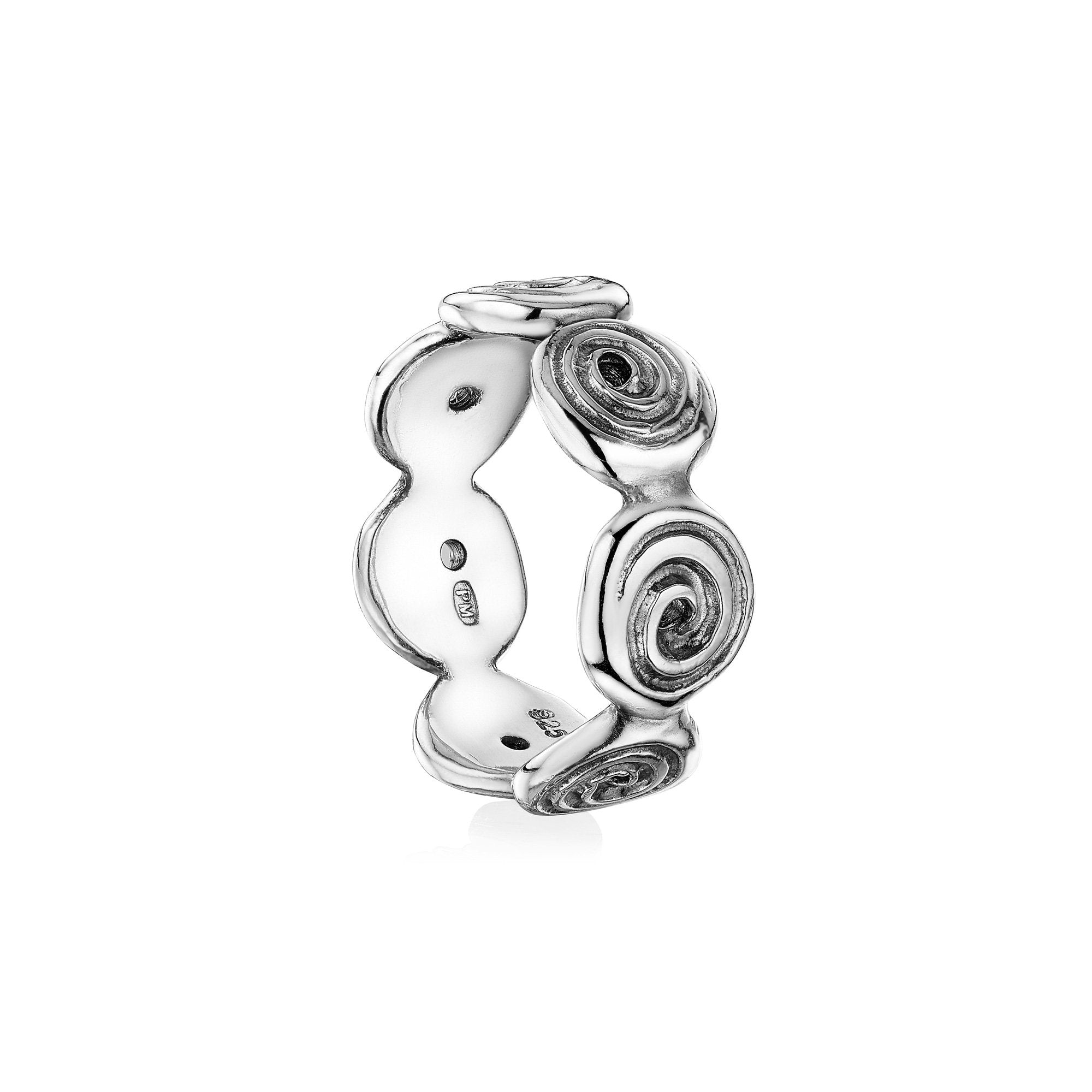 Ndoro Ring in Silver – Patrick Mavros